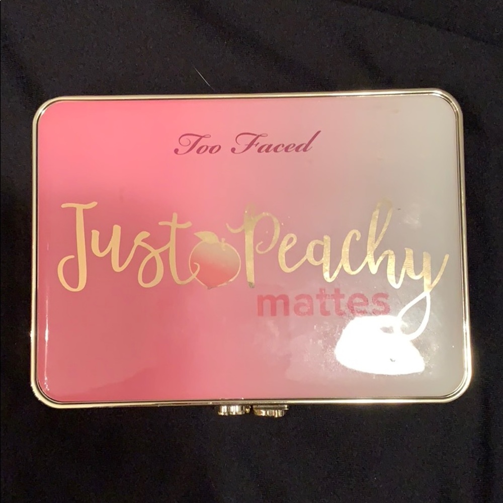 Too Faced Just Peachy Eyeshadow Palette - Gem